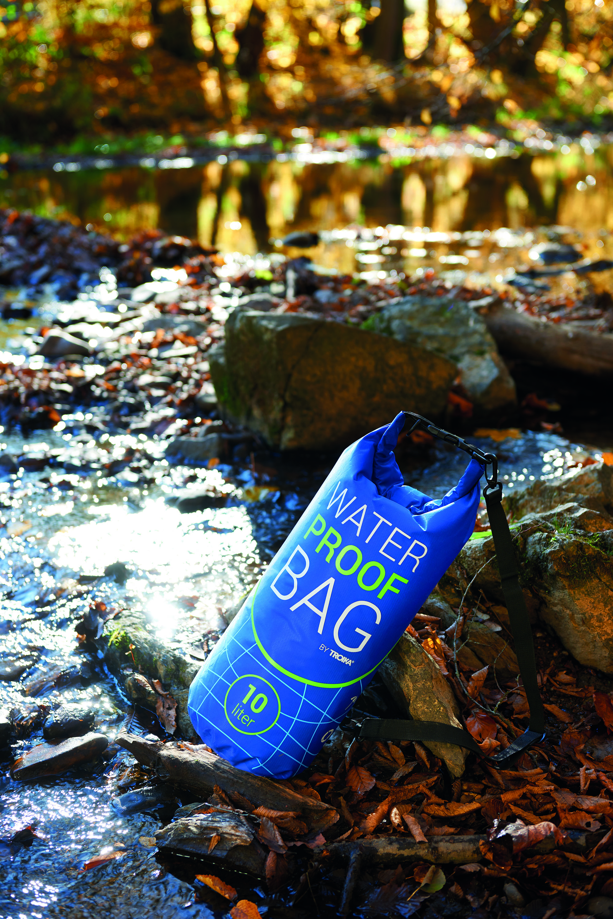 Camping, sailing, canoeing, in the tent, on the beach, while biking ...