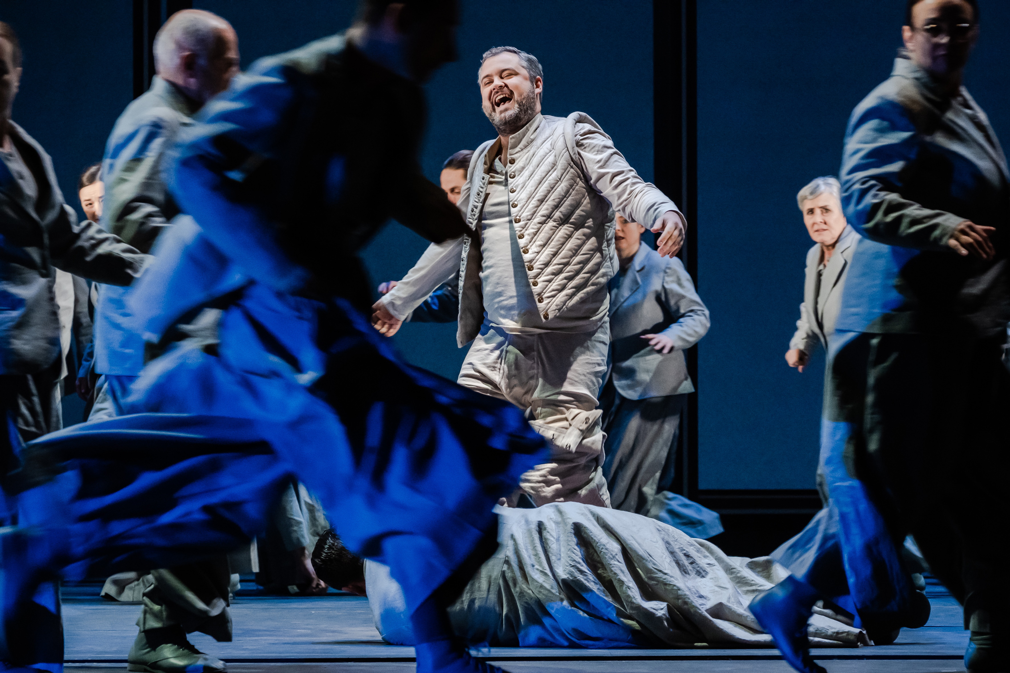 Tanzend in das neue Jahr, Oper Leipzig, Story - lifePR