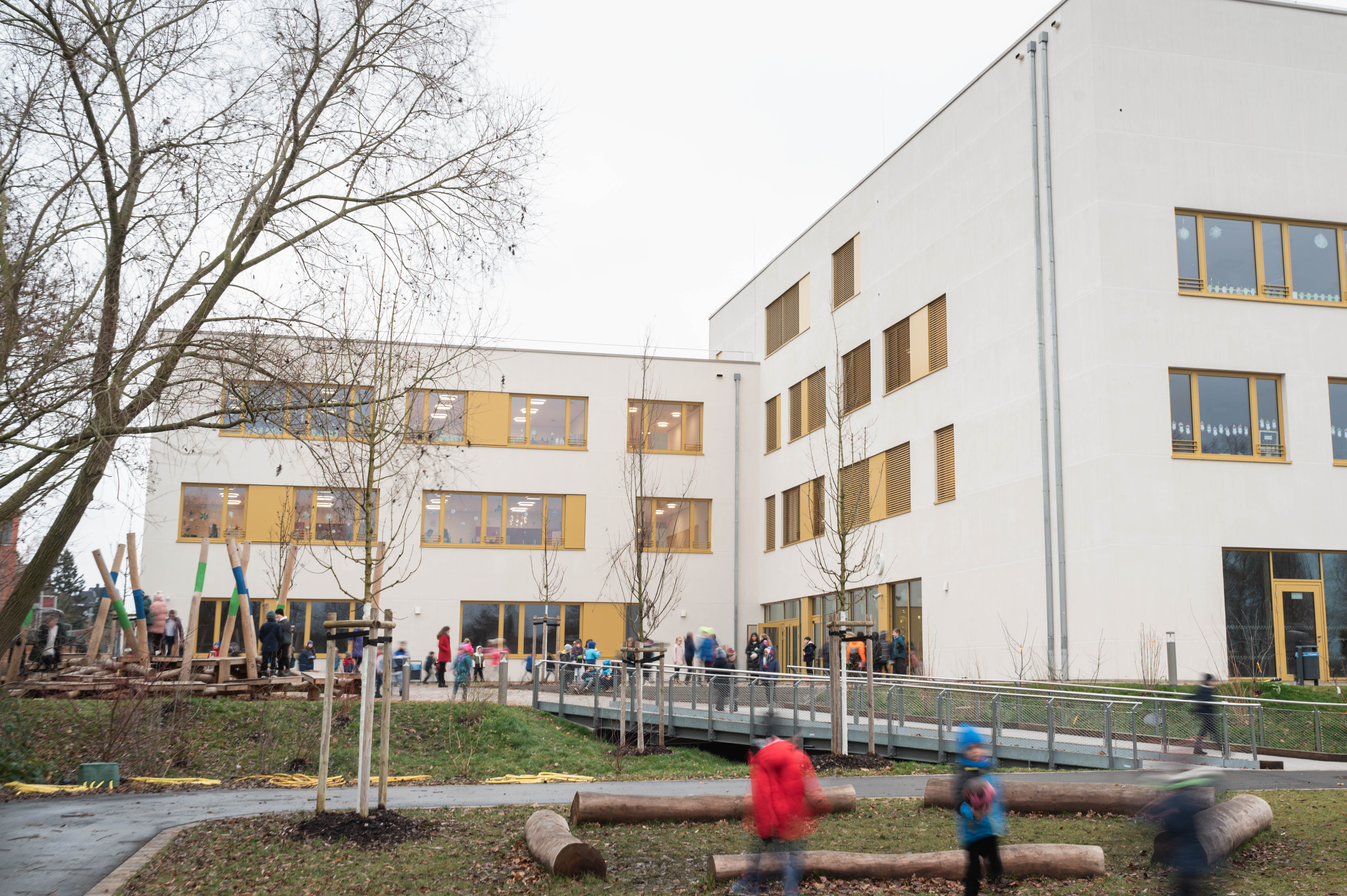 Einweihung der neuen Grundschule in der Forchheimer Straße, wbg ...
