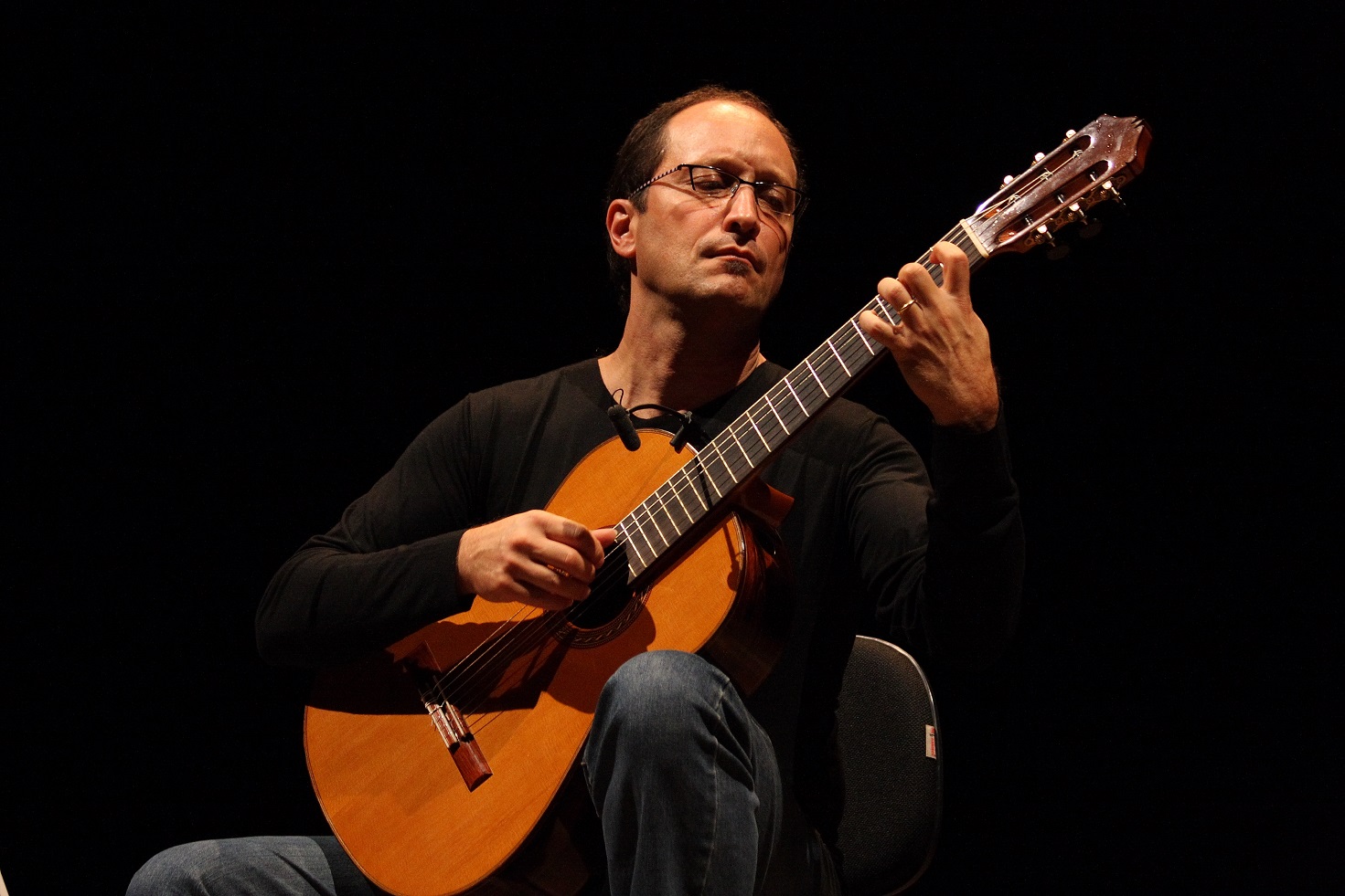 Ulisses Rocha, Brazilian Guitar Master, Klassik gelernt – Rock’n’Roll ...