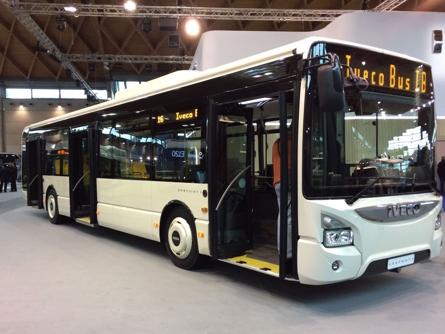 Pirelli und Iveco Bus sind Partner bei der Internationen Bus Expo in ...