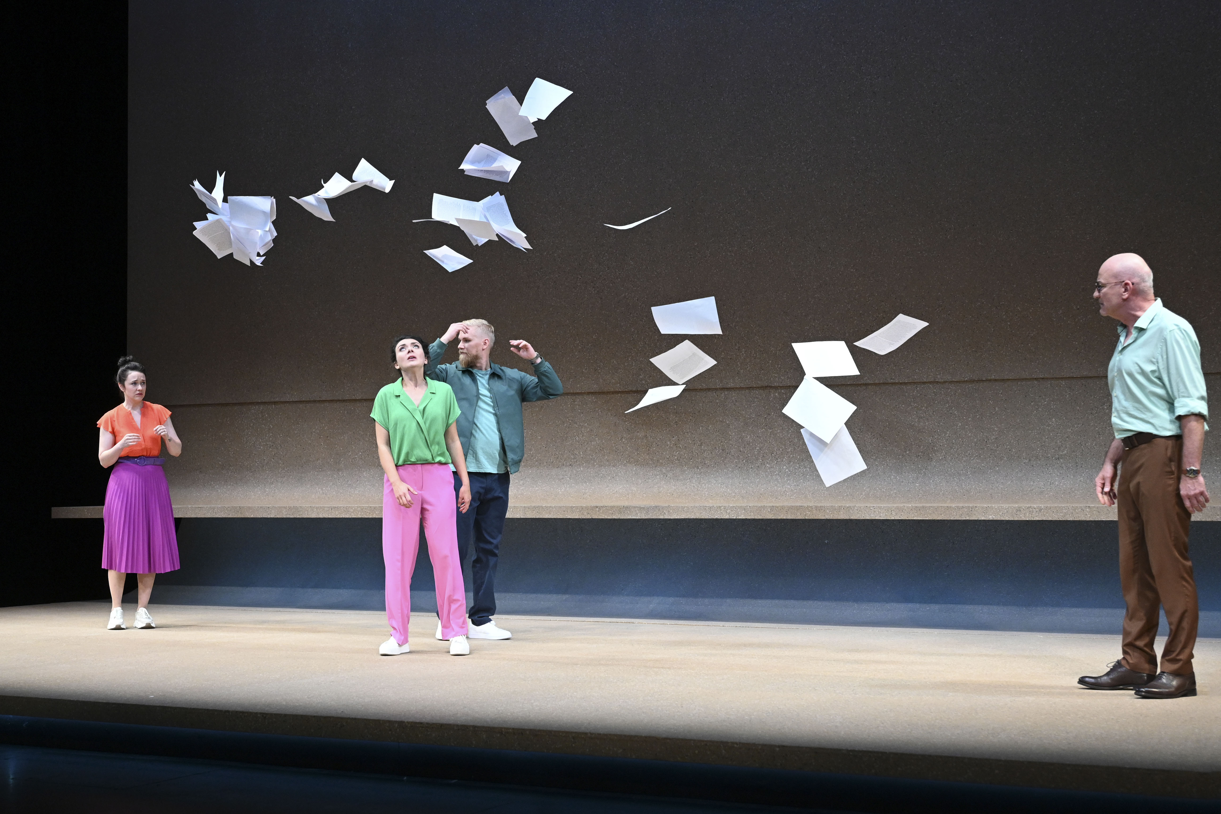 Weibliche Perspektive auf den Islam, Theater Heilbronn, Story - lifePR