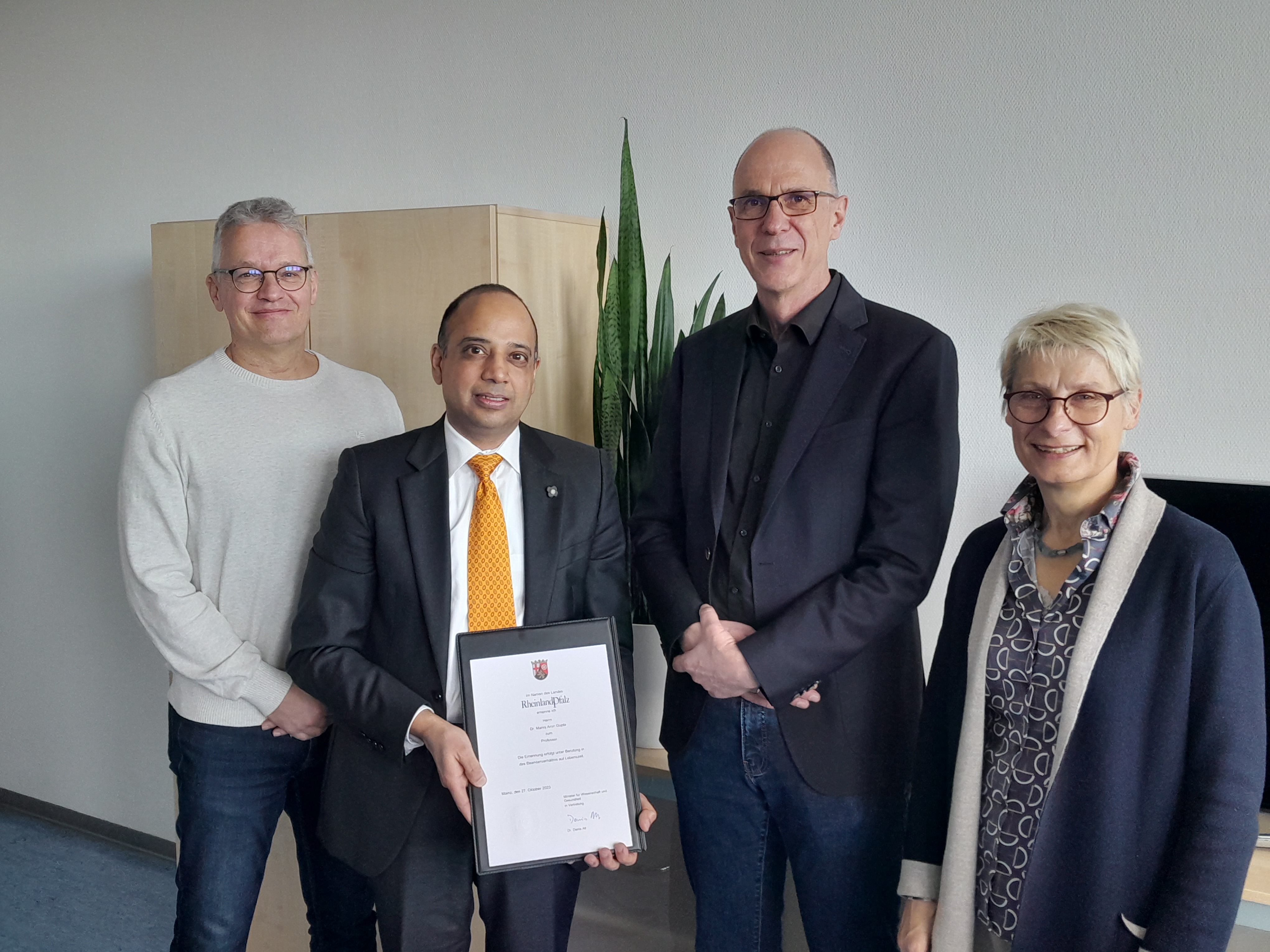 Neu an der HWG LU: Prof. Dr. Manoj Gupte, Hochschule für Wirtschaft und ...