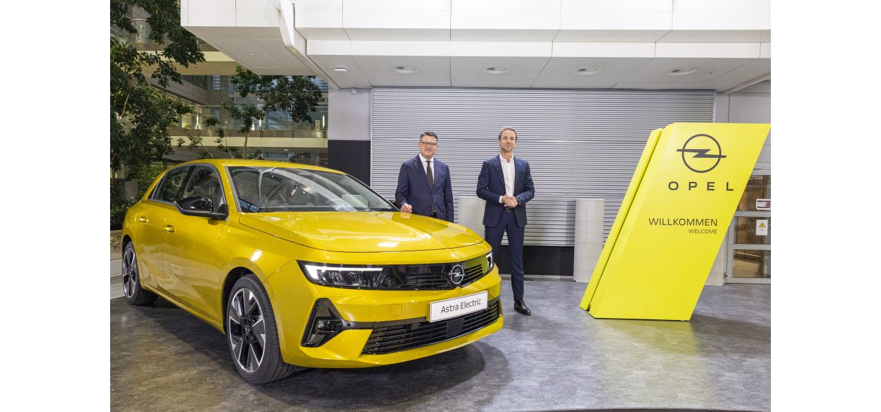 Hessischer Ministerpräsident Boris Rhein zu Besuch bei Opel in ...