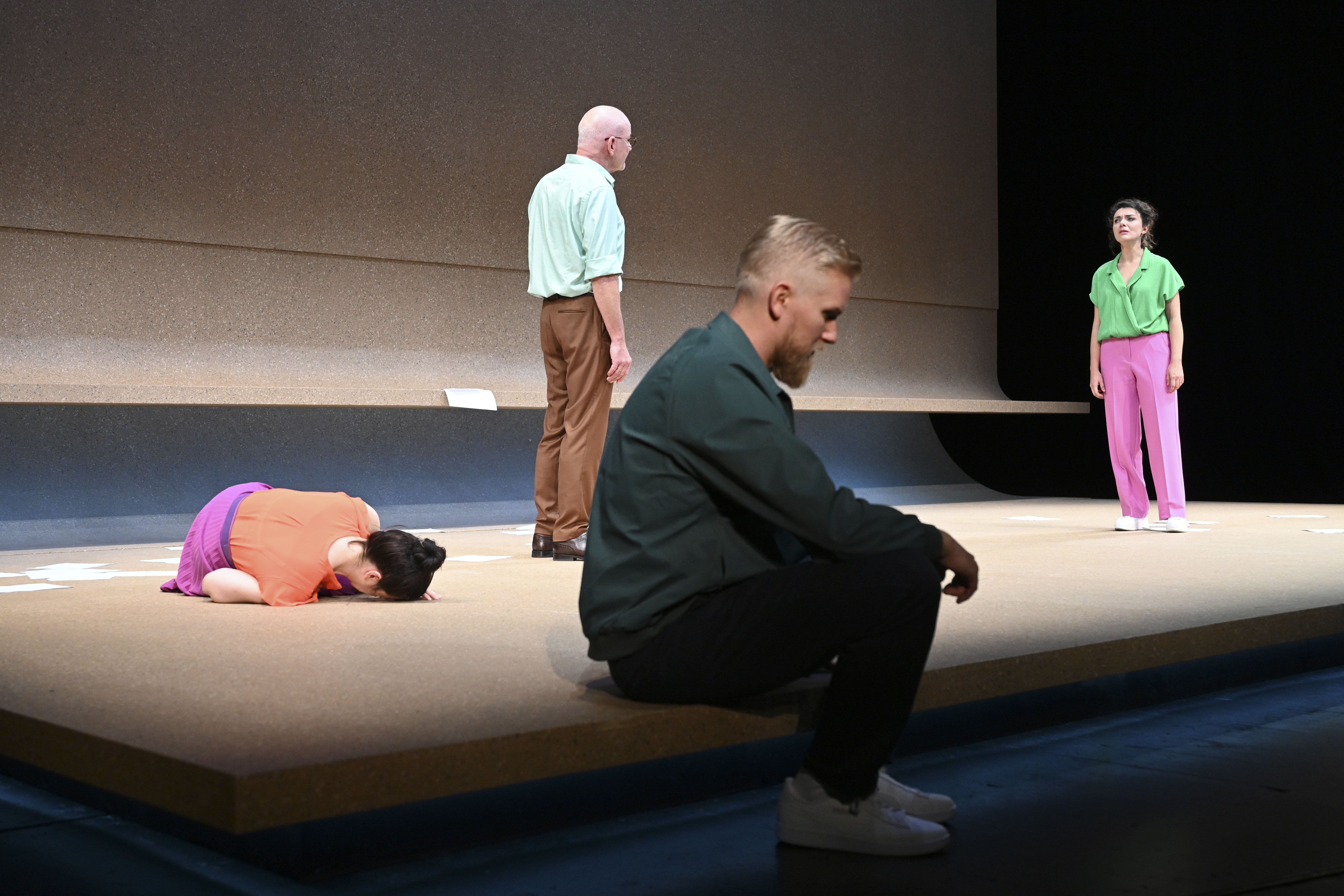 Weibliche Perspektive auf den Islam, Theater Heilbronn, Story - lifePR