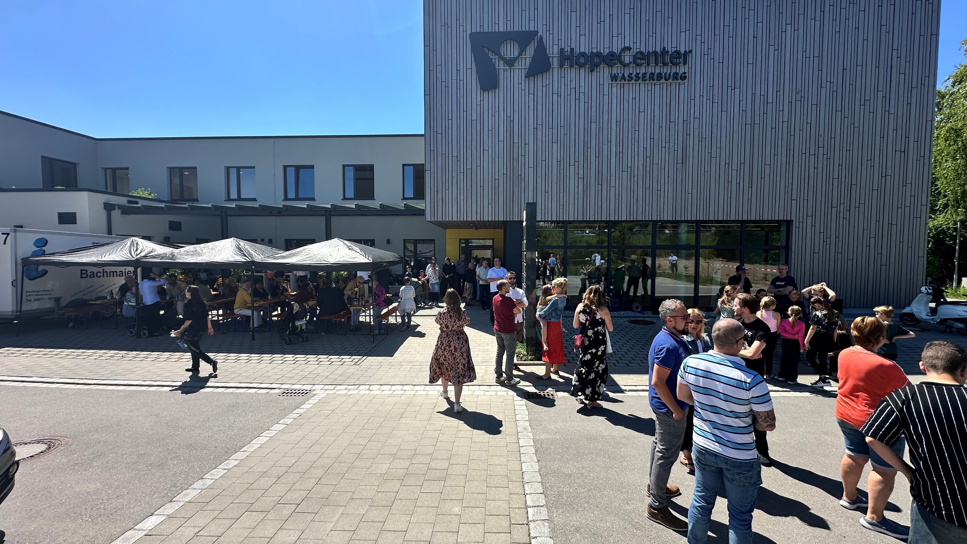 HopeCenter feierlich eröffnet – Adventisten weihen neues ...