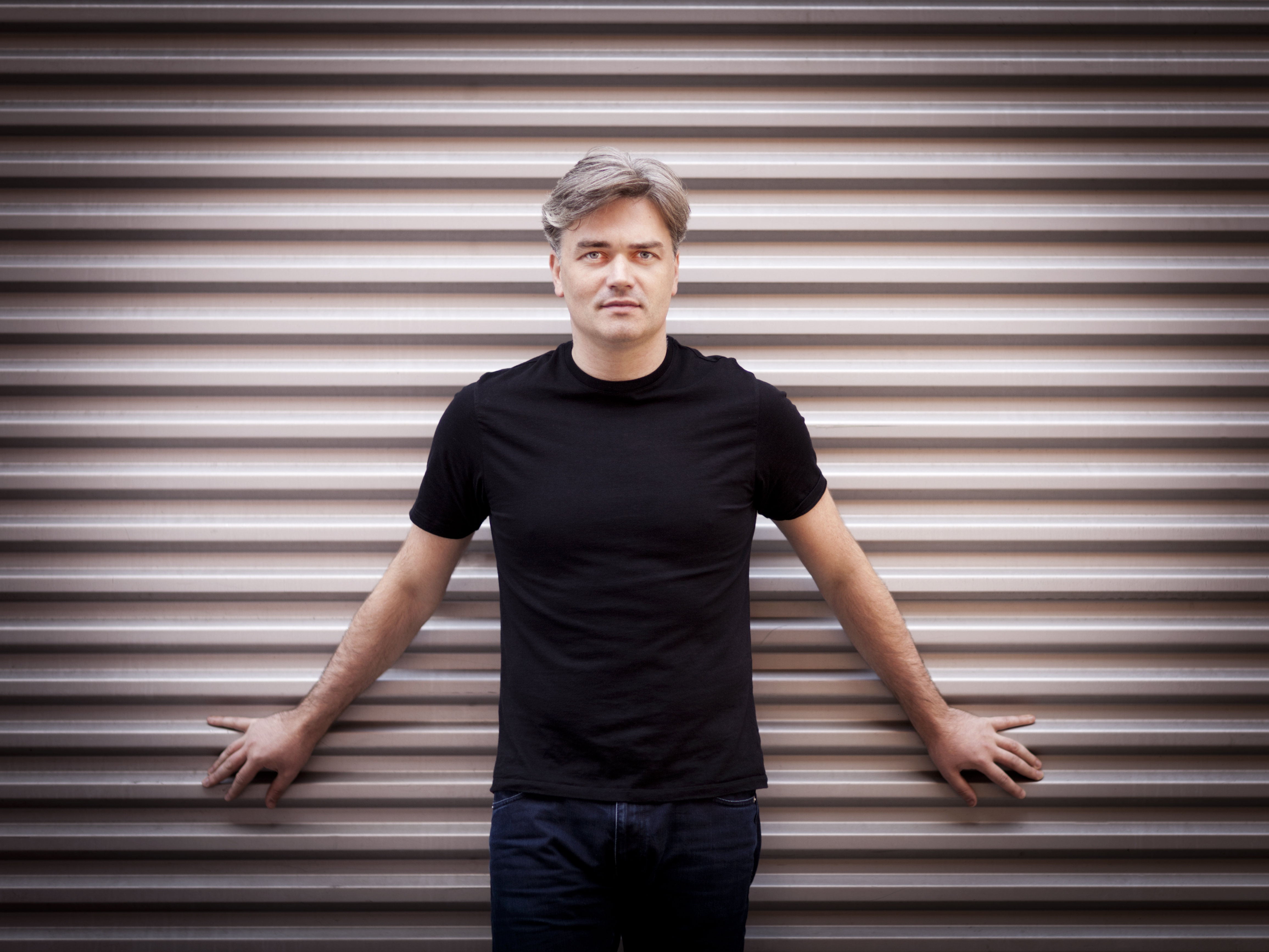Edward Gardner dirigiert das London Philharmonic Orchestra, Theater und ...