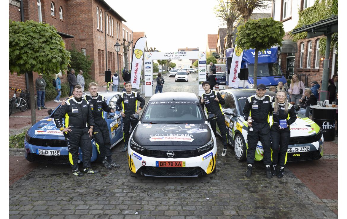 Spannende Opel Frater Rendsburg Ebenbild