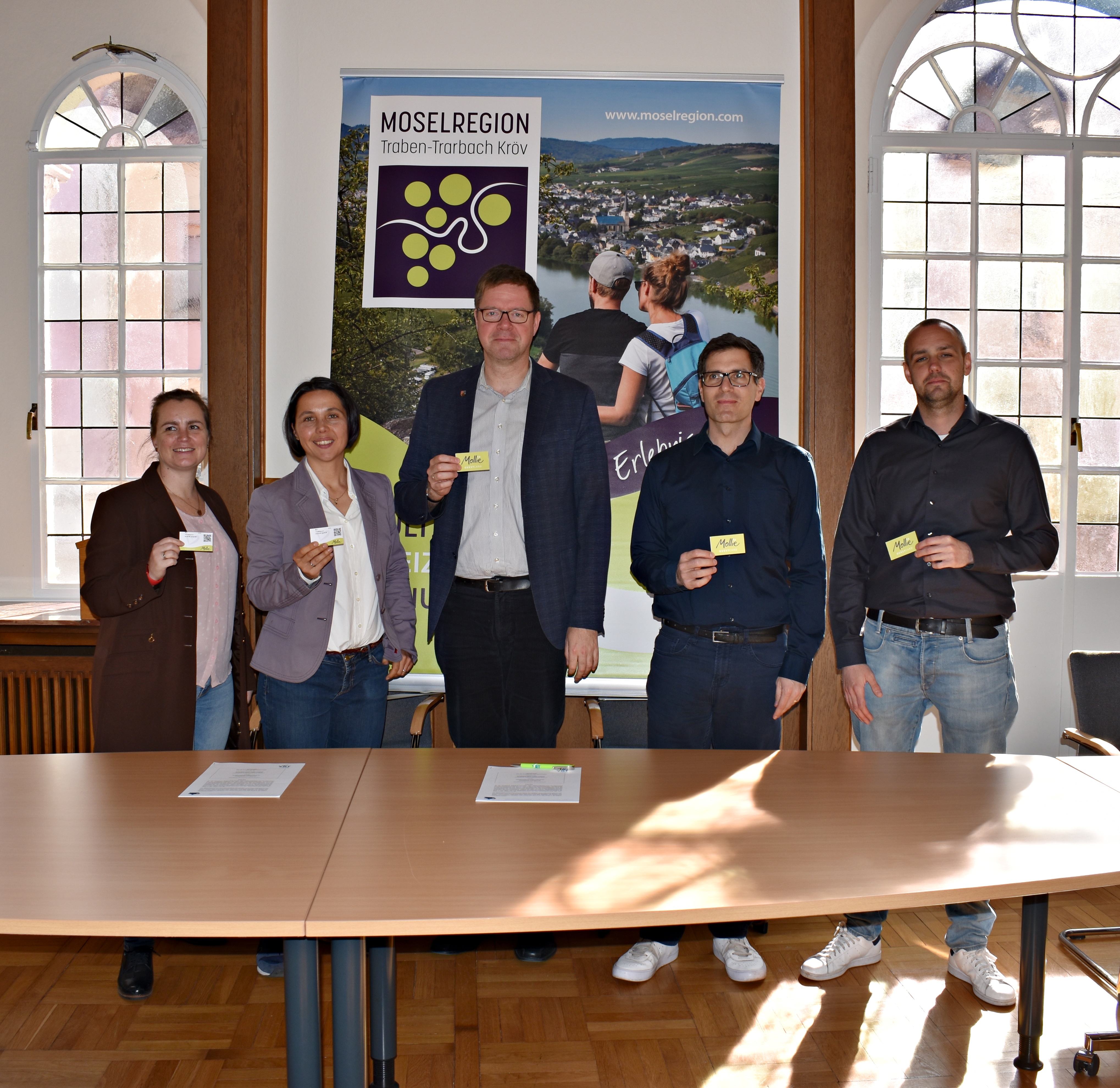 Vertragsunterzeichnung zwischen Verbandsgemeinde Traben-Trarbach und ...