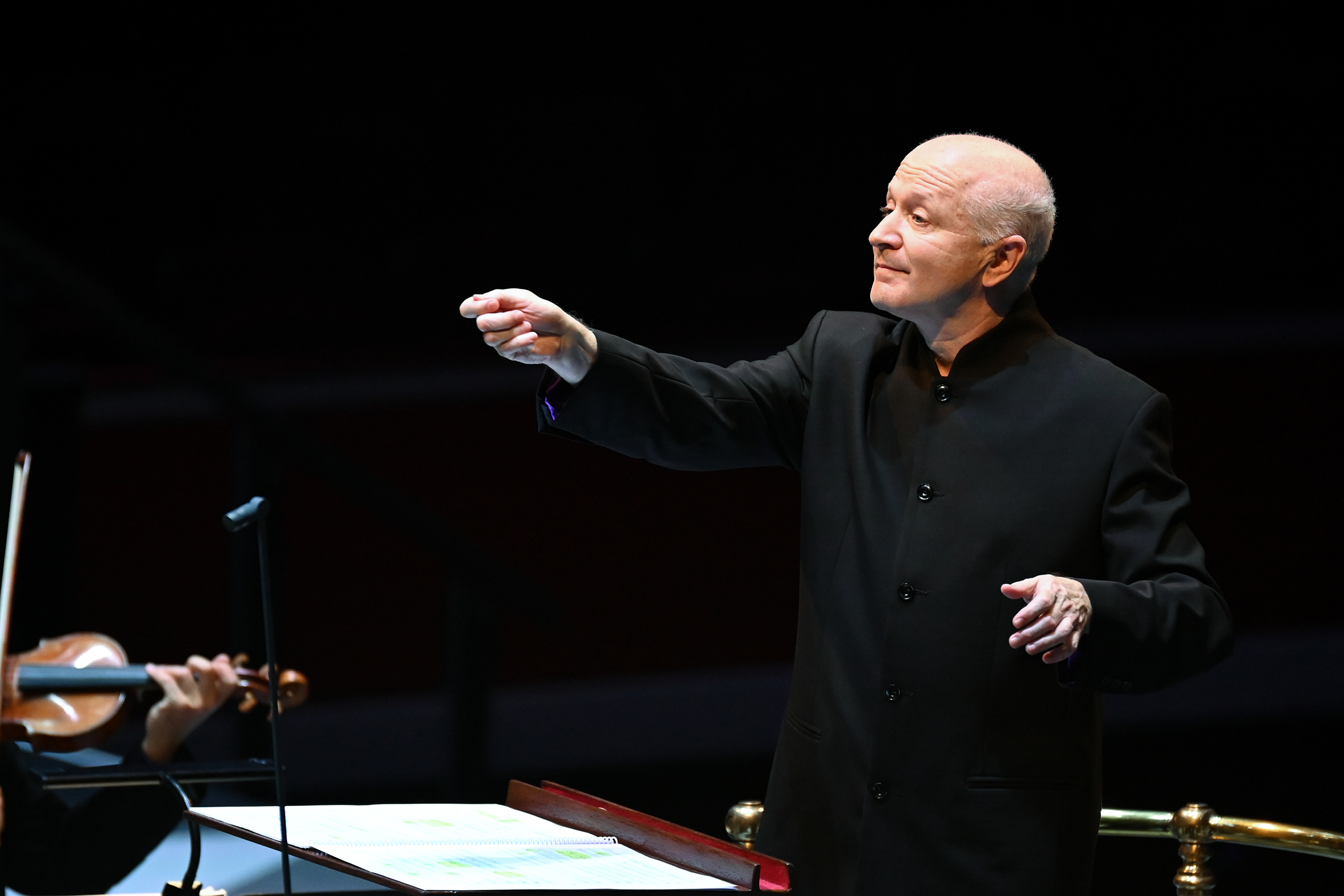 Drama um Liebe und Gewalt: Philharmonie Essen zeigt George Benjamins ...