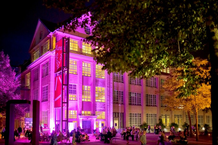 Vorfreude auf die KAMUNA Karlsruher Museumsnacht 2025: Der Vorverkauf startet am 23. Juni, KTG ...