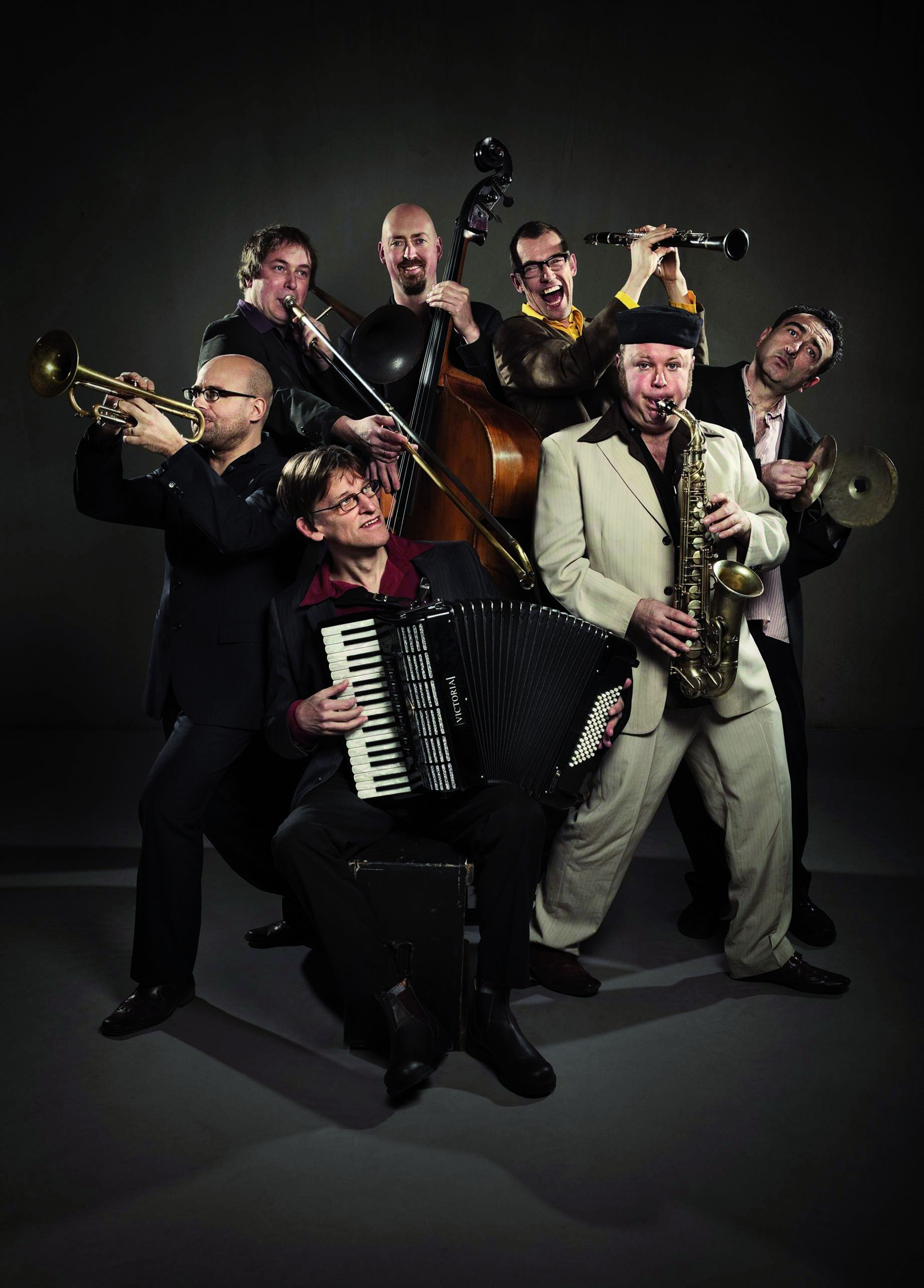 Partyalarm im Hohnhorst-Park: Open-Air-Konzert der Amsterdam Klezmer ...