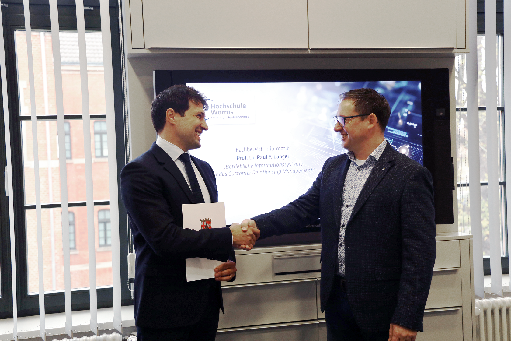 Mit Prof. Dr. Paul F. Langer hat die Hochschule Worms einen Experten ...