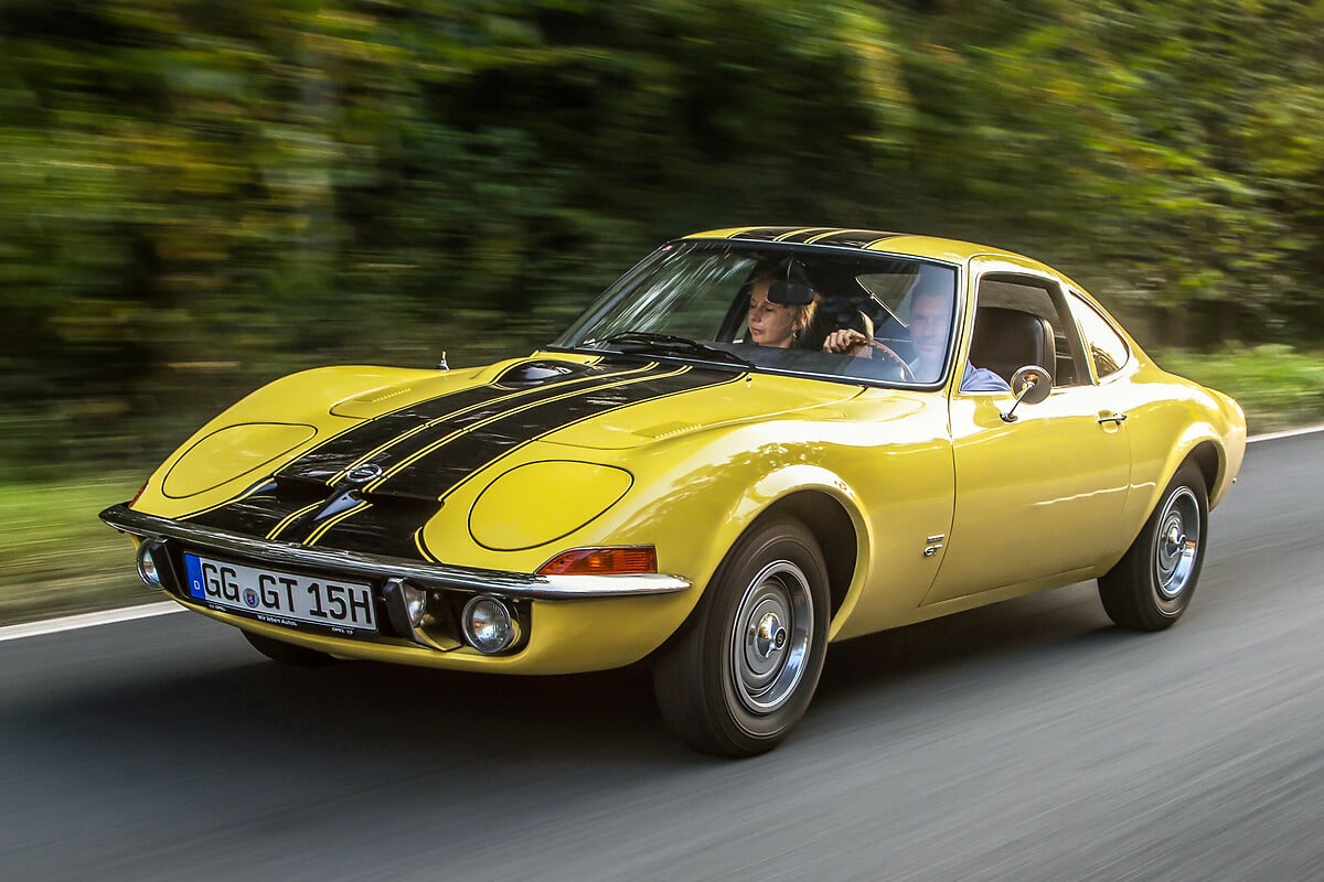 Opel mit Klassikern aus den „Goldenen 60er und 70er Jahren“ auf der ...