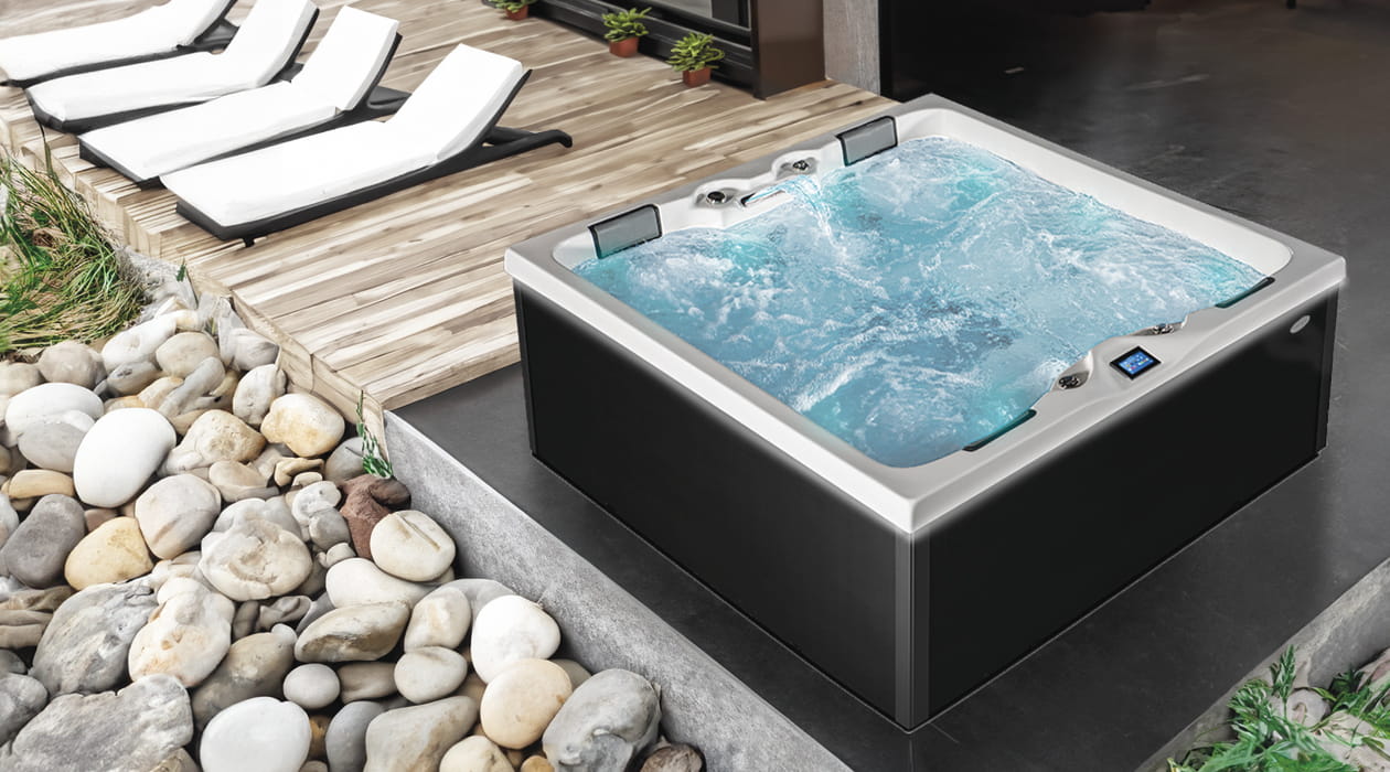Whirlpool trifft Eleganz: Das neue Wassererlebnis mit dem Aurea Design ...