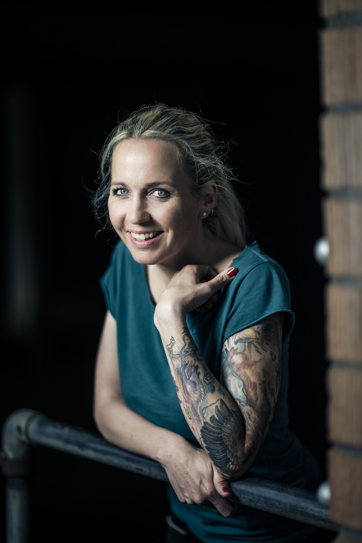 Bestseller-Autorin Virginia Fox setzt auf Nova MD, FEIYR, Story - lifePR