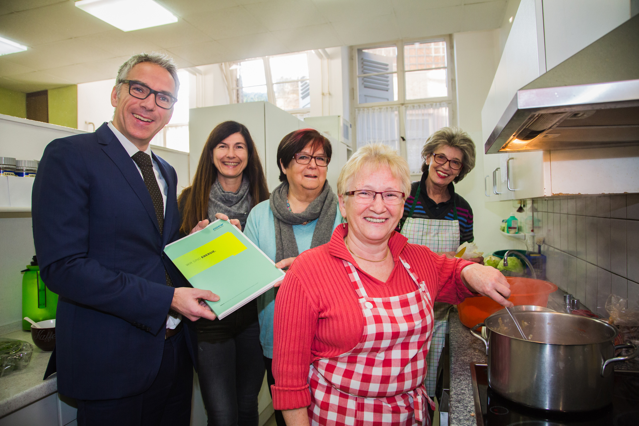 Weihnachtsspende II der GGEW AG, GGEW, Gruppen-Gas- und ...