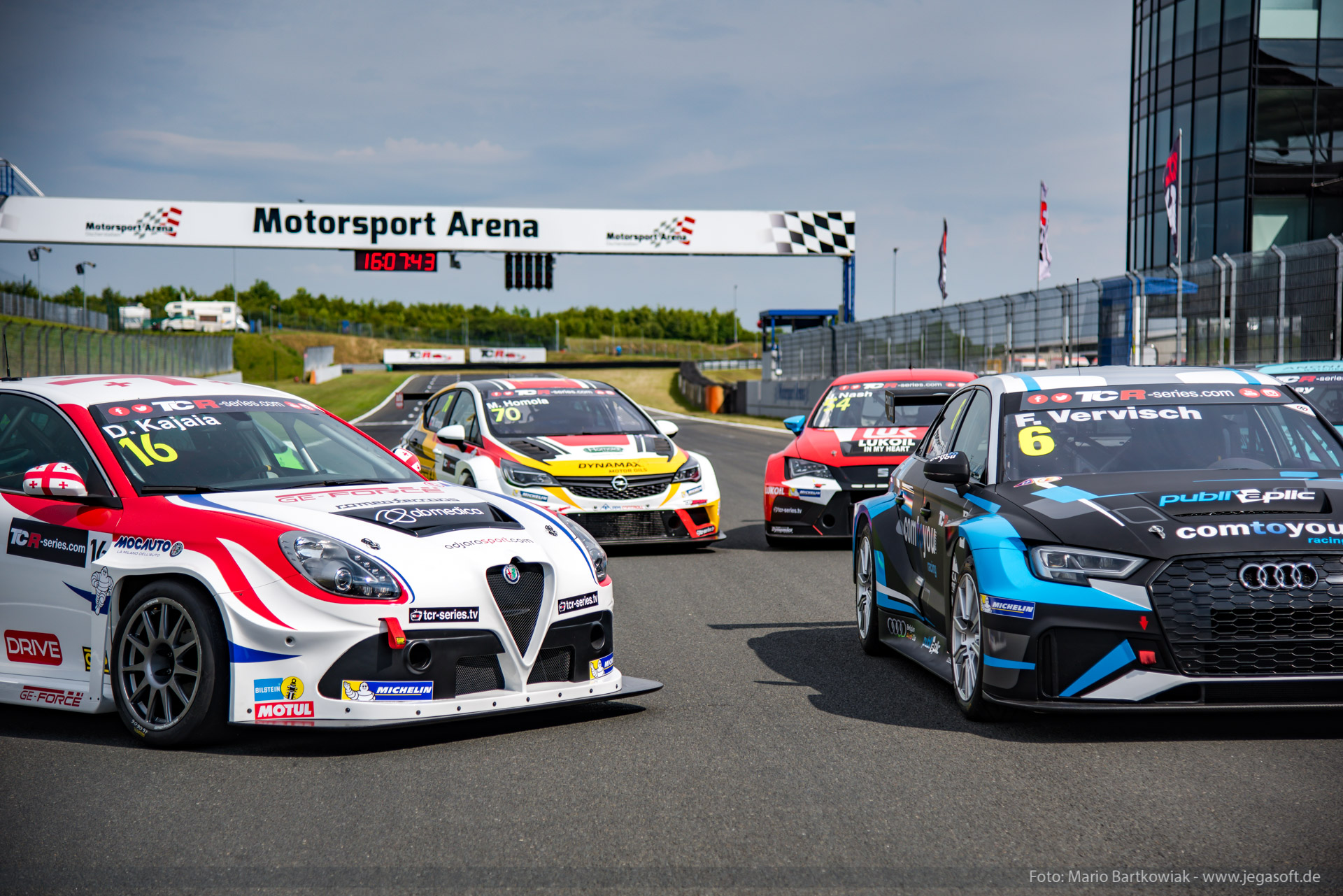Premiere des ADAC Racing Weekend, Motorsport Arena Oschersleben GmbH ...
