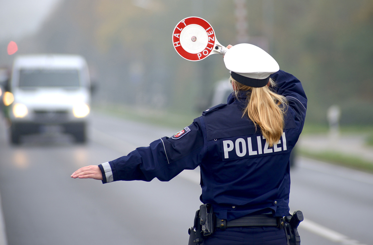 Stopp, Polizei!, ROLAND-Gruppe, Story - lifePR