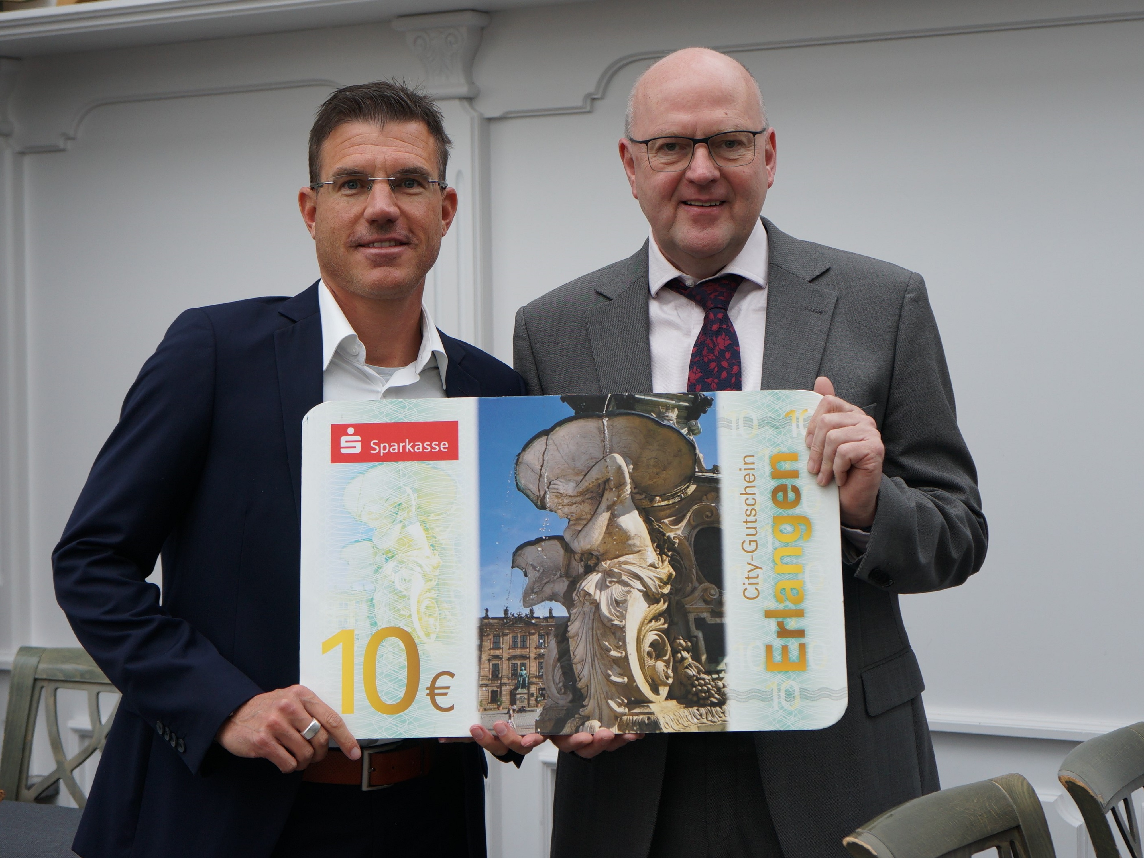 Der Erlanger City-Gutschein wird digital, Erlanger Tourismus und ...