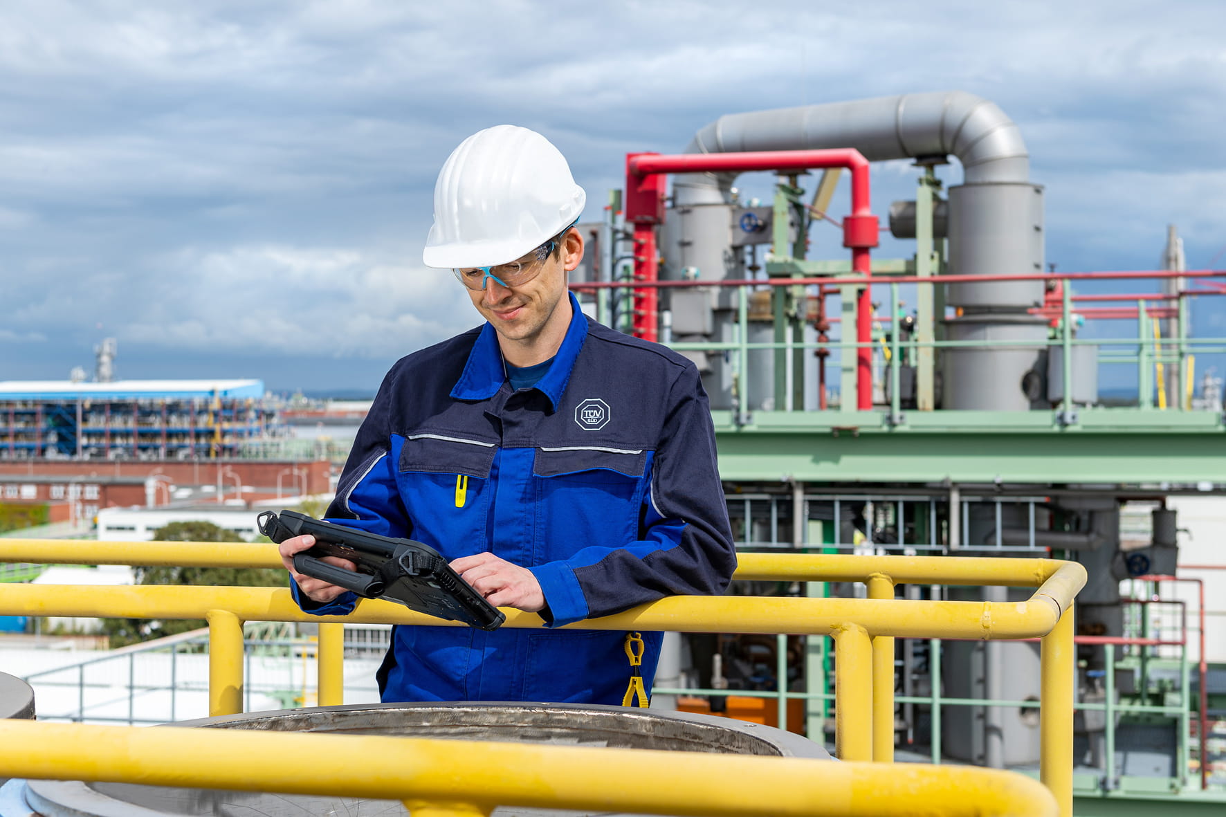 Innovative Dienstleistungen für die Chemie- und Prozessindustrie aus ...