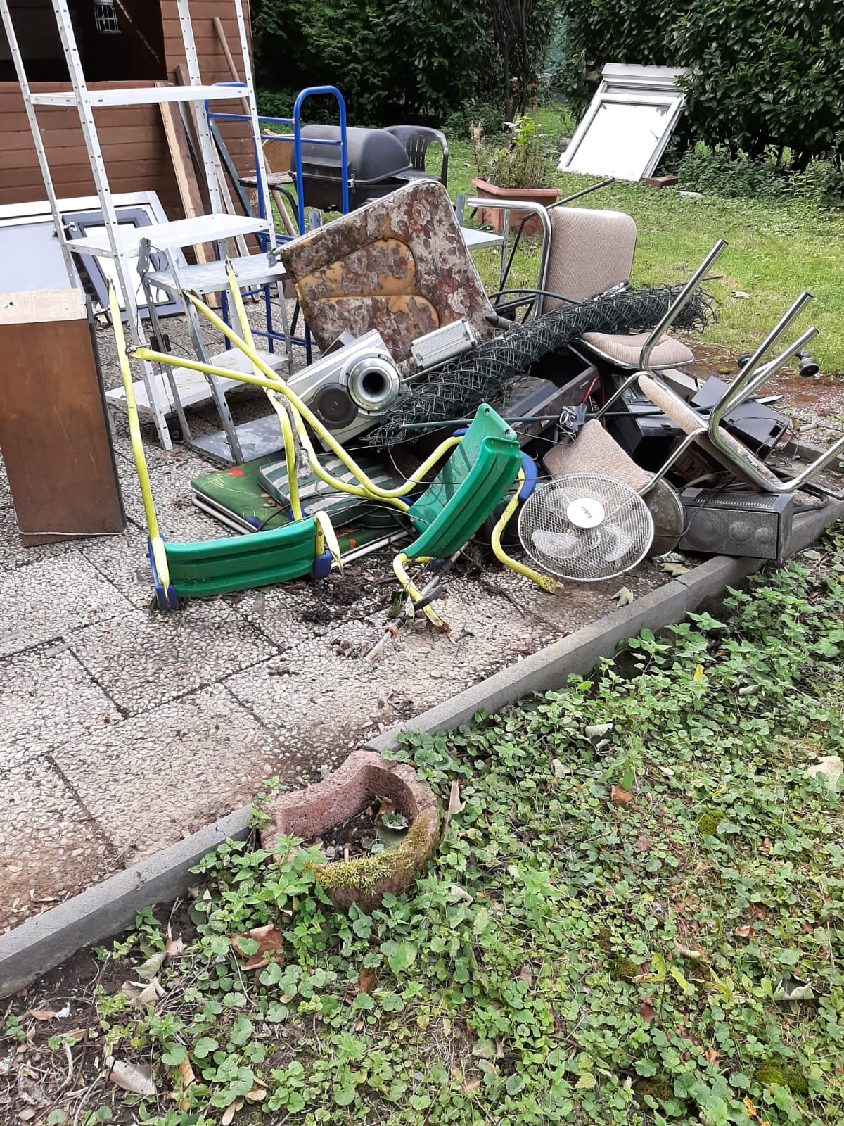 Erfahrenen Schrottsammler bieten auch Altauto Verschrottung ...