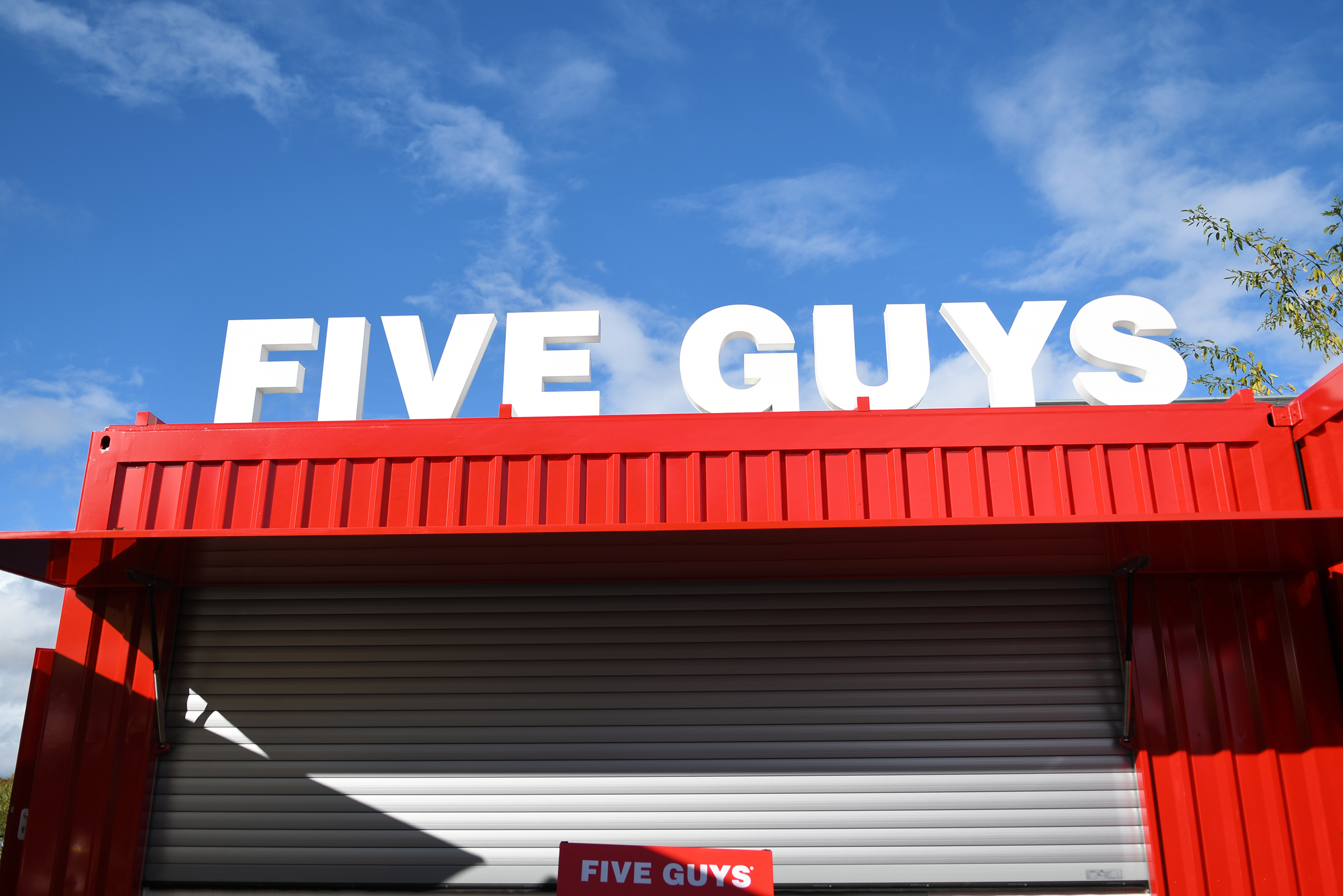 Roka Werk Container für Five Guys Deutschland, ROKA Werk GmbH, Story ...