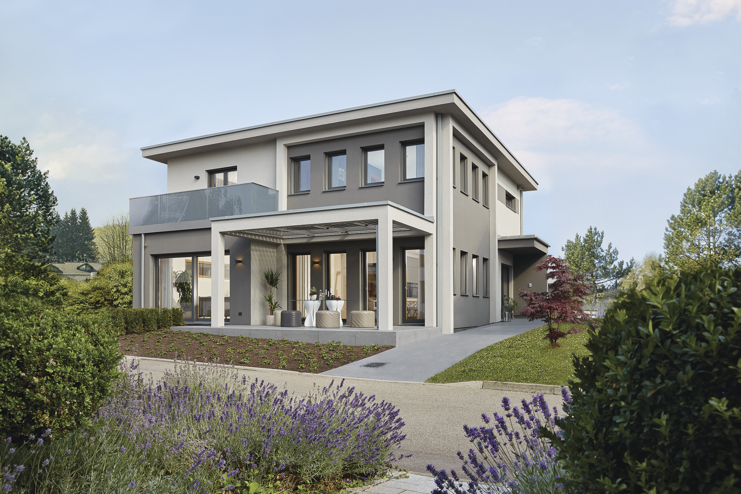 Neues Ausstellungshaus von WeberHaus, WeberHaus GmbH & Co.KG, Story ...